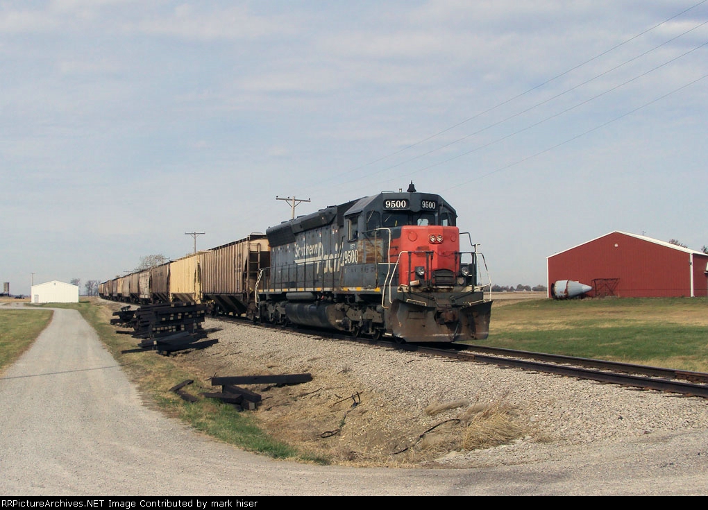 Rear of grain train at Fayne